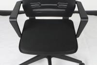 China 12.2KG Smooth Mesh Swivel Ergonomically Designed Chair Black Nylon Castor for sale