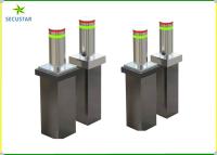 China LED Flashing Remote Control Automatic Bollard Systems Connect With Road Barrier for sale