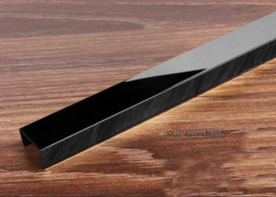 China SS 304 Grooved Flexible U Channel Trim Scratchproof 0.8mm Thickness for sale