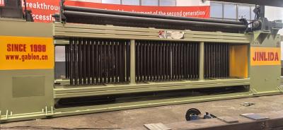 China Durable Gabion Machine with 60×80/80×100 mm Mesh Hole and 5300mm Weaving Width for Precision Hexagonal Mesh Production for sale