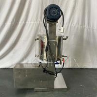 China Small Desktop Automatic Lipstick Machine Heated Jacket Filling Machine for sale