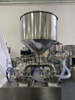 China Horizontal Sanitizer Gel Detergent Filling Machine Two Nozzles Semi Auto Filling Machine for sale