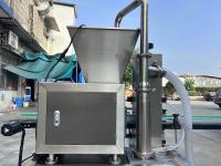China Automatic Gear Pump Bath Lotion Two Heads Filling Machine Pneumatic Feeding Material for sale