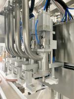 China Cream Filling Machine Tracking Servo Piston Capping Machine for sale