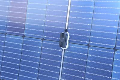 China Half Cut Portable Transparent Flexible Monocrystalline Silicon Solar Panels for sale