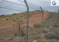 China Hot Dipped Galvanized Barbed Wire Fence Q195 Q235 12Gx14G 14Gx14G 16Gx16G for sale
