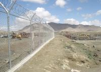 China Security Galvanized Chain Link Mesh Fence / Versatile Fence  With Barbed Wire on Top for sale