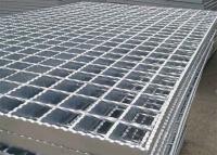 China Serrated Carbon Steel Bar Grating Anti Skid 30 Year Galvanized Trench Ship for sale
