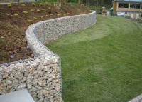 China Outdoor Welded Square Gabion Planter Wall Q235 Black Wire 4mm 76x76mm Mesh for sale