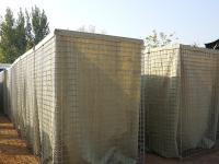 China Hot Dipped Galvanized Defensive Barrier Wall Gabion for Military Flood Control 1.37m Height for sale