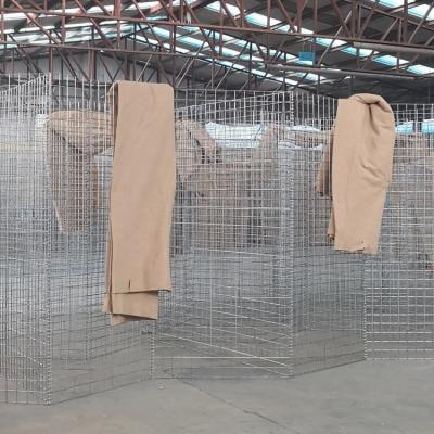 China Hot Dipped Galvanized Welded Gabion Hesco Barrier 4mm Wire 75mm Mesh for Flood Control for sale