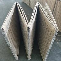 China Hot Dipped Galvanized Welded Gabion Hesco Barrier 4mm Wire 75mm Mesh for Flood Control for sale