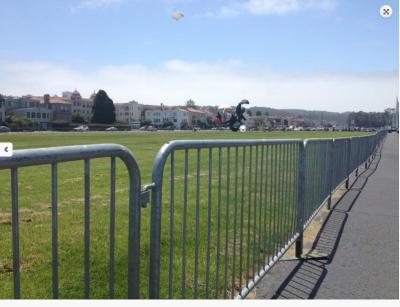 China HDG Temporary Fence Crowd Control Barrier Portable Fencing 2.0m x 1.2m for sale
