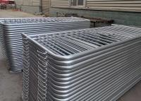 China Customized hot dipped galvanized crowd control barrier  portable barricades for sale