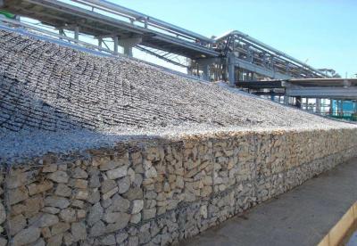China Hot Dipped Galvanized Double Twist Gabion Basket 60x80mm Mesh Size 380-400Mpa for sale