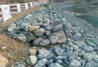 China Hot Dipped Galvanized Double Twist Gabion Basket 60x80mm Mesh Size 380-400Mpa for sale
