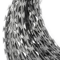 China BTO-30 Razor Fencing Wire 550N/mm2 Tensile Strength Concertina Security Fence for sale