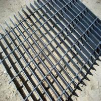 China Hot dipped galvanized Steel serrated and smooth Grating for sale