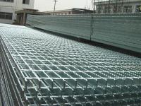 China Serrated Stainless Steel Grating with 6x6mm Cross Bar for sale