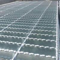 China Serrated Stainless Steel Grating with 6x6mm Cross Bar for sale