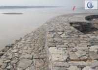 China Hot Dipped Galvanized Galfan Gabion Box Wire Mesh 60x80mm Opening 2.0mm Wire for River Embankment for sale