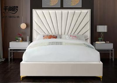 China Modern Oversized Tufted Platform Bed Queen / King Size No lnflation for sale