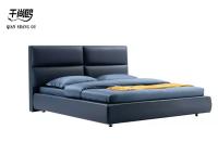 China Oversized Leather King Size Upholstered Beds soft European style for sale