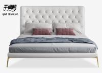 China Classic Buckle Shape Linen Upholstered Bed with Metal Bed Legs for sale