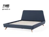 China Modern classic sturdy and durable linen platform bedroom platform bed for sale