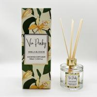 China YUCAI 100ml Floral Aromatherapy Essential Oil Diffuser 7.8x7.8x22.4cm Sustainable Home Fragrance for sale