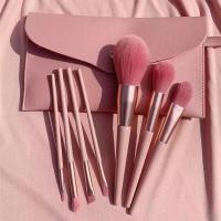 China YUJIE 7-Piece Nude Pink Makeup Brush Set Soft Powder Blush Eyeshadow Brushes for sale