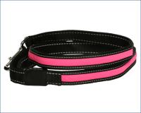 China Comfort Grip Handle LED Pet Leash High Visibility Industrial Strength Materials for sale