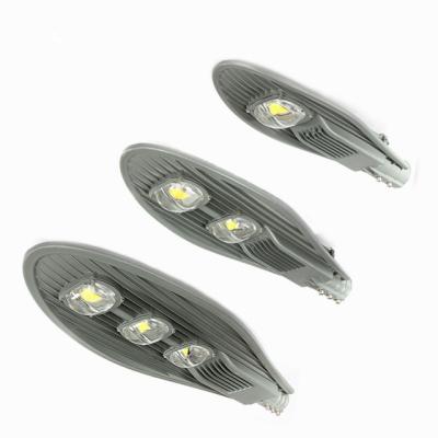 China Die Casting Aluminum Alloy 150w 2700K Outdoor Led Street Lights for sale