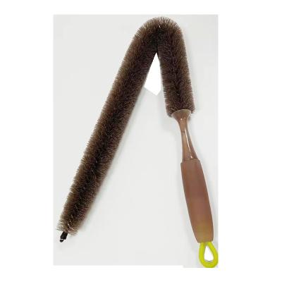 China Flexible Nylon Yarn Long Car Cleaning Brushes With Soft Handle for sale