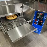 China Commercial Conveyor Pizza Oven Rapid Heating Hot Air Circulation For Pizza And Bread Baking for sale