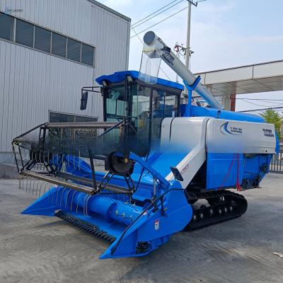 China Multifunctional Agricultural Combine Harvester For Rice Wheat Corn High Power With Grain Tank for sale