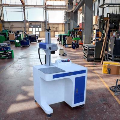 China Fiber Marking Machine Engraving Price with Rotary 2D Table/autofocus for sale