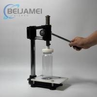 China Easy to Operate Milk Tea Bottle Manual Sealing Machine Patting Cap for sale