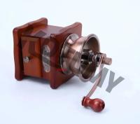 China Small Exquisite and Compact Bean Grinder Household Wooden Hand Cranked Coffee Grinder Grinding Adjustable Thickness for sale