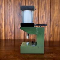 China Pneumatic Button Fastening Machine for Tarpaulin Sunshade Net Curtain Eyelet Grommet for sale