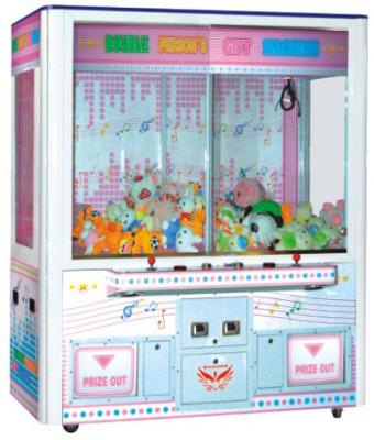 China 2014 new arcade redemption double crane cheap big vending machine on sale street vending for sale
