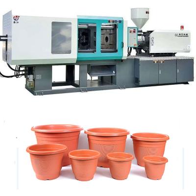 China 550kN - 1600kN Clamping Force PET Preform Injection Molding Machine With 2-8 Temperature Control Zones for sale