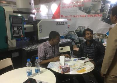 China Energy Saving Plastic Chair Making Machine , Plastic Injection Mould Machine 170 Tons for sale