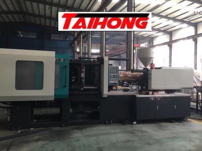 China Low Noise Pp / Pvc Auto Injection Molding Machine 290 Ton Horizontal Standard for sale