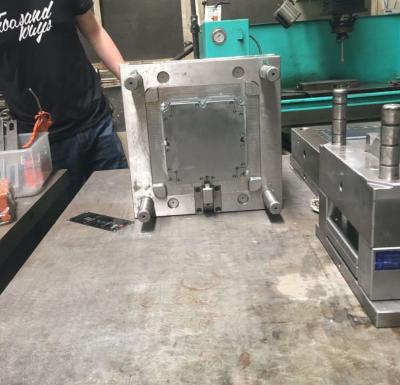 China High Precision PP Injection Molding Molds For Pet Food Bowls ISO9001 Listed for sale