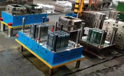 China High Efficiency Injection Molding Molds For Coca Cola / 12 Bottle Beer Crate for sale