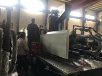 China 530 Ton Plastic Injection Molding Machine For 2 Cavities Auto Light 8.4 * 1.92 * 2.76M for sale