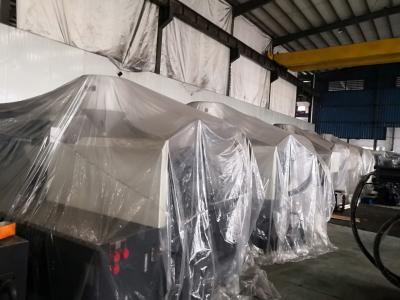China Simple Operation Injection Plastic Molding Machine, Low Volume Plastic Mould Making Machine for sale