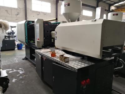 China 2614 Grams Horizontal Injection Molding Machine 530 Ton Low Noise for sale