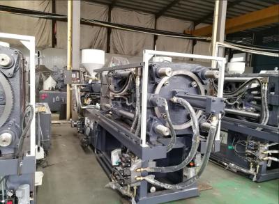China Medium Size Plastic Injection Molding Machine Automatic Bottle Preform 388 Grams for sale